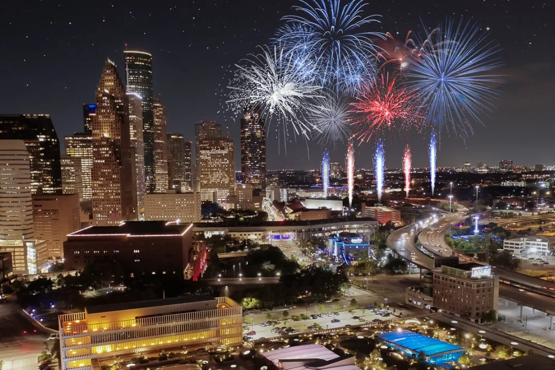 SOLD OUT: 4th of July Celebration on Skylawn | Eventrill